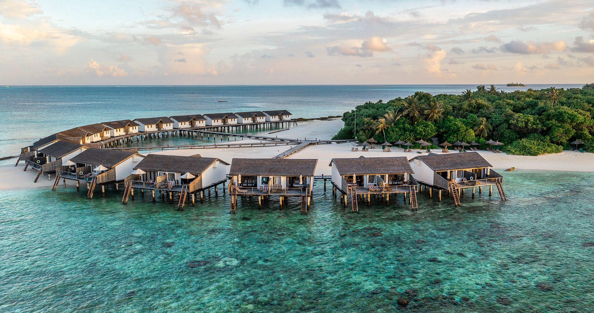 Reethi Beach Resort | 4-Star Island Retreat in Baa Atoll