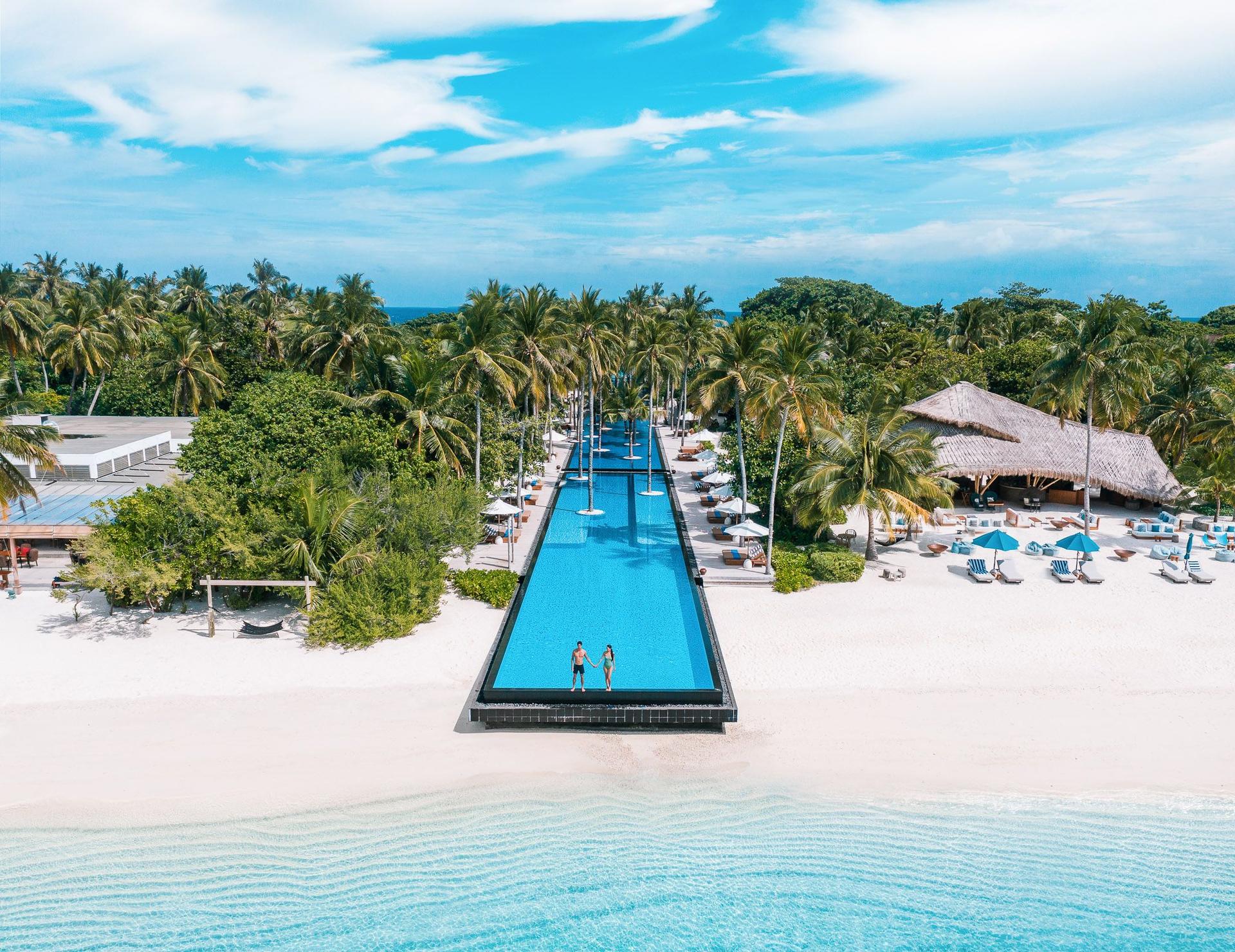 Sirru Fen Fushi Private Lagoon Resort 2026 Deals | Maldives.com