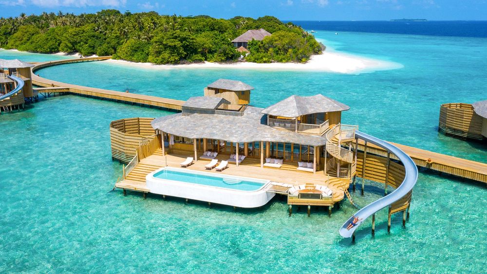 08 Resorts in Maldives that have Water Villas with Slides